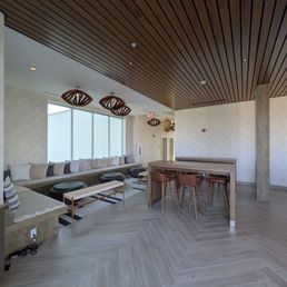 VOLARÉ ROOFTOP BAR - Updated July 2025 - 45 Photos & 26 Reviews - 2430 ...