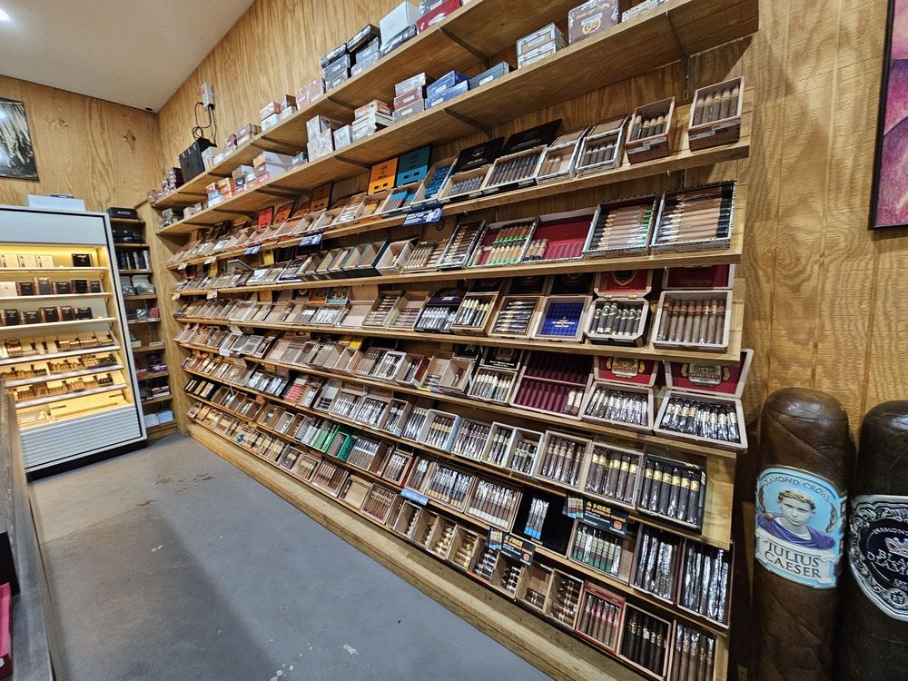 EMERSON’S CIGARS - Updated January 2026 - 735 E 23rd St, Norfolk ...