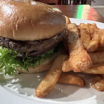 SLANTED TREE KITCHEN & TAPROOM - Updated May 2024 - 577 Photos & 592 ...