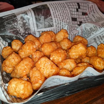 THE RED ROOSTER BAR & GRILL - Updated August 2024 - 122 Photos & 222 ...