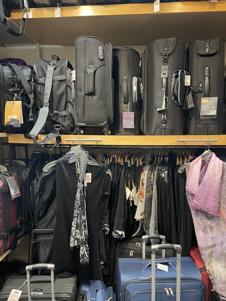 URBAN TRAVELER AT ROSEDALE COMMONS - Updated January 2026 - 14 Reviews ...