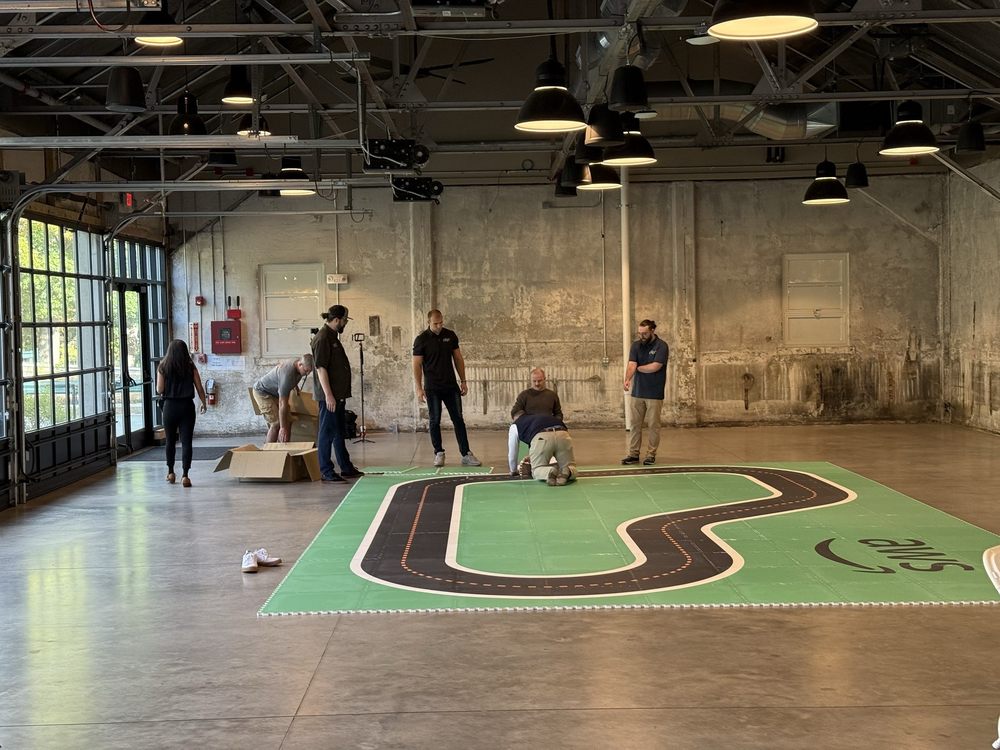 GARAGE B - Updated July 2025 - 20 Photos - 1420 Soldiers Field Rd ...