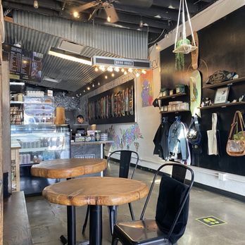 GRINDHOUSE - Updated May 2025 - 469 Photos & 333 Reviews - 260 1/2 3rd ...