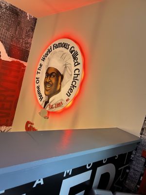 MR EVERYTHING CAFE - Updated January 2026 - 261 Photos & 312 Reviews ...