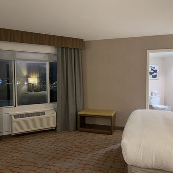 DOUBLETREE BY HILTON APPLETON - Updated December 2025 - 69 Photos & 30 ...