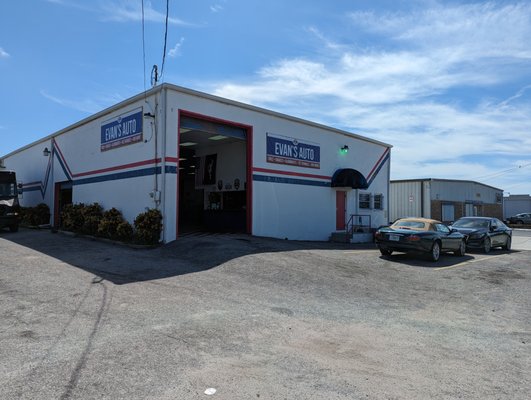 EVANS AUTO - Updated October 2025 - 15 Photos & 20 Reviews - 4411 30th ...