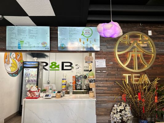 R&B TEA - Updated May 2026 - 372 Photos & 248 Reviews - 728 S Atlantic ...