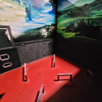 LABYRINTH REALITY GAMES - Updated December 2025 - 37 Photos & 43 ...