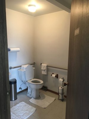 RED LEAF SPA - Updated September 2025 - 11 Photos - 2401 Bayard St ...