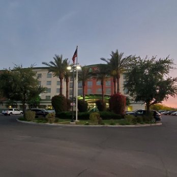 HOLIDAY INN PHOENIX AIRPORT - Updated June 2025 - 97 Photos & 95 ...