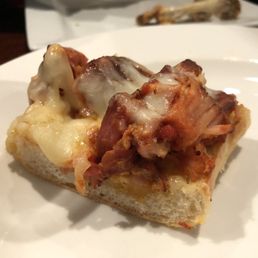 FIRE ENGINE PIZZA COMPANY - Updated July 2025 - 121 Photos & 117 ...