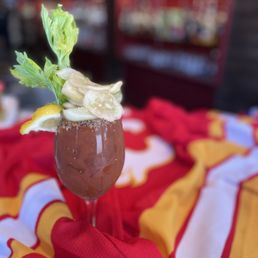 KOOKY CANUCK - Updated May 2025 - 725 Photos & 818 Reviews - 87 S 2nd ...