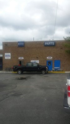 NEWINS BAY SHORE FORD - Updated May 2026 - 21 Photos & 84 Reviews - 219 ...