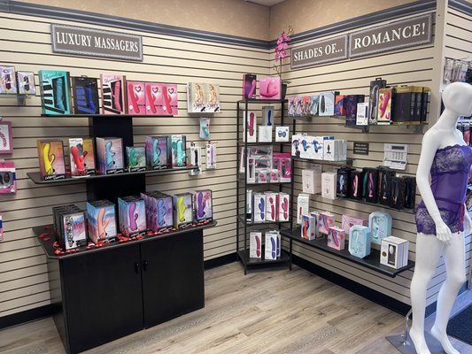 NOT TOO NAUGHTY - Updated September 2025 - 104 Photos & 124 Reviews ...