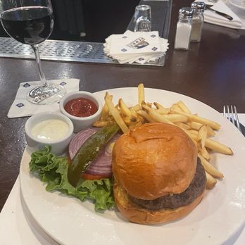 PERRY’S - EMBARCADERO - Updated June 2025 - 983 Photos & 991 Reviews ...