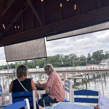 LOON A SEA - Updated April 2025 - 45 Photos & 28 Reviews - 207 Nanticoke Rd, Essex, Maryland ...