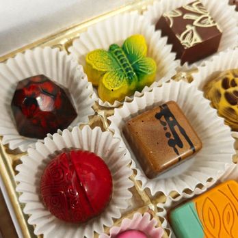 CASA DE CHOCOLATES - Updated October 2025 - 594 Photos & 392 Reviews ...