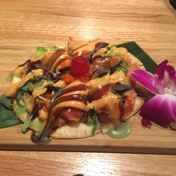 WILD GOJI REVOLVING SUSHI & BAR - Updated August 2025 - 2017 Photos ...