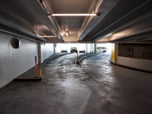 WAIKIKI SHOPPING PLAZA PARKING GARAGE - Updated May 2026 - 50 Photos ...