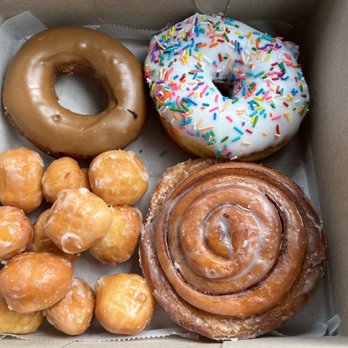 DONUT RUN - Updated May 2024 - 322 Photos & 196 Reviews - 6904 4th St ...