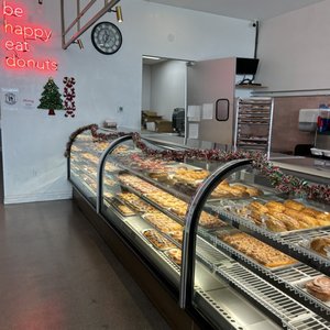 MAZZOA DONUTS - 311 Photos & 386 Reviews - 5180 Blue Diamond Rd, Las ...