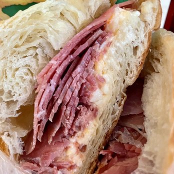 MORRIS’ DELI LIQUOR & CATERING - Updated September 2025 - 104 Photos ...