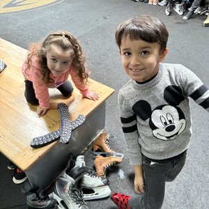 THE RINKS - ANAHEIM ICE - 217 Photos & 206 Reviews - 300 W Lincoln Ave ...