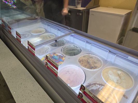 MOMOS SCOOPS ICE CREAM - Updated October 2025 - 13 Photos - 1024 Hwy ...