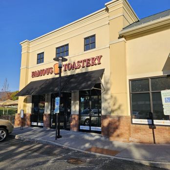 FAMOUS TOASTERY KEAGY VILLAGE - Updated December 2025 - 194 Photos ...