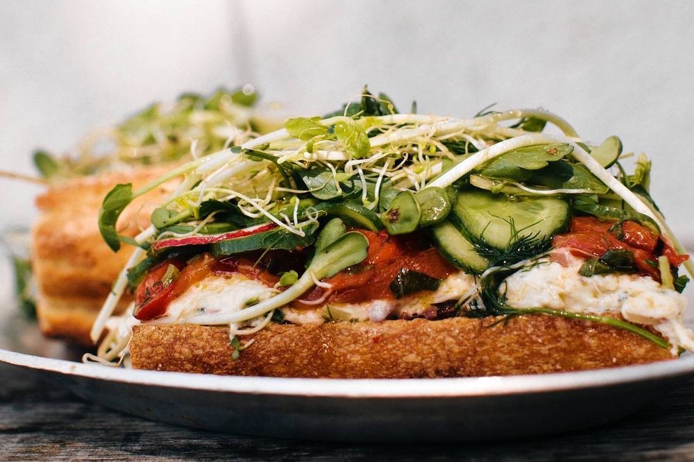 GJUSTA GROCER - Updated September 2025 - 65 Photos & 35 Reviews - 105 ...