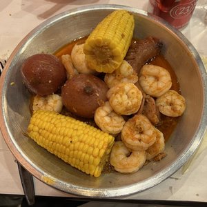 KING CAJUN - 93 Photos & 42 Reviews - 712 University Ave W, Saint Paul ...
