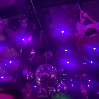 ZEBBIE’S GARDEN - Updated December 2025 - 34 Photos & 25 Reviews - 1223 ...