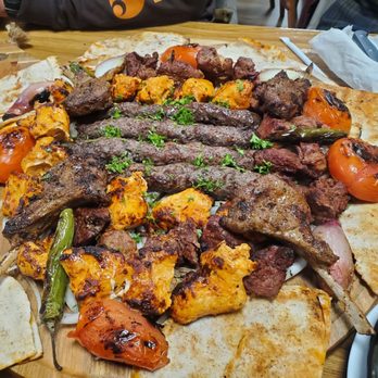 LA ROCHE LEBANESE CUISINE - Updated January 2025 - 44 Photos & 25 ...