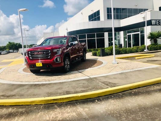 CLASSIC ELITE BUICK GMC - Updated December 2025 - 38 Photos & 141 ...