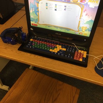 GROTON PUBLIC LIBRARY - Updated October 2025 - 21 Photos - 52 Newtown ...