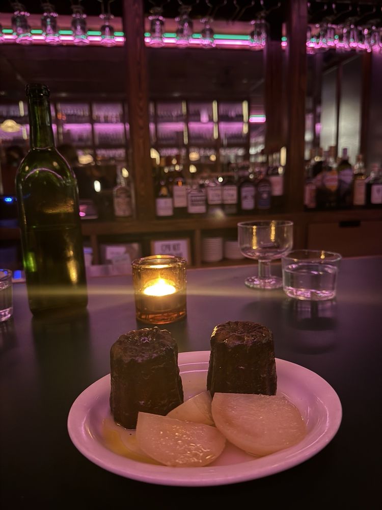 EEL BAR - Updated December 2025 - 87 Photos & 33 Reviews - 252 Broome ...