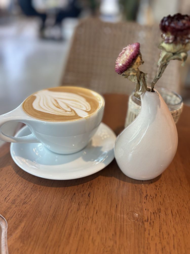 FLORA - Updated March 2025 - 37 Photos & 14 Reviews - 380 W 12th Ave ...