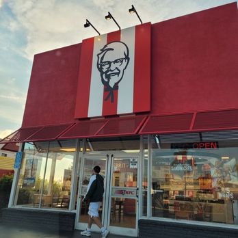 KFC - Updated December 2025 - 41 Photos & 81 Reviews - 19091 Brookhurst ...