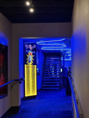 MILWAUKIE CINEMA & WUNDERLAND - Updated December 2025 - 39 Photos & 87 ...