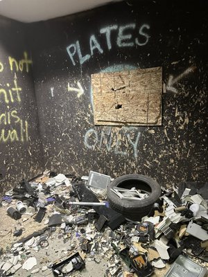 BAY AREA SMASH ROOM - SAN FRANCISCO - Updated December 2025 - 51 Photos ...