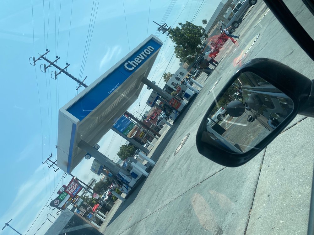 CHEVRON - Updated July 2025 - 10 Photos & 13 Reviews - 2601 N Figueroa ...