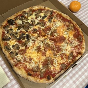 KRISPY PIZZA - Updated November 2024 - 349 Photos & 414 Reviews - 7112 ...