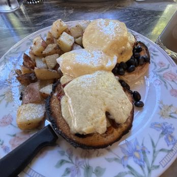 CHESTNUT STREET CAFE & EATERY - Updated April 2025 - 322 Photos & 274 ...