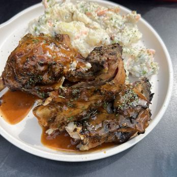 LIMIN’ BEACH CLUB - Updated December 2024 - 16 Photos - 56 Upper Ground ...