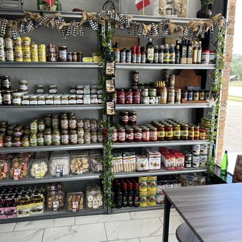CERRATO’S ITALIAN MARKET & DELI - Updated August 2025 - 83 Photos & 188 ...