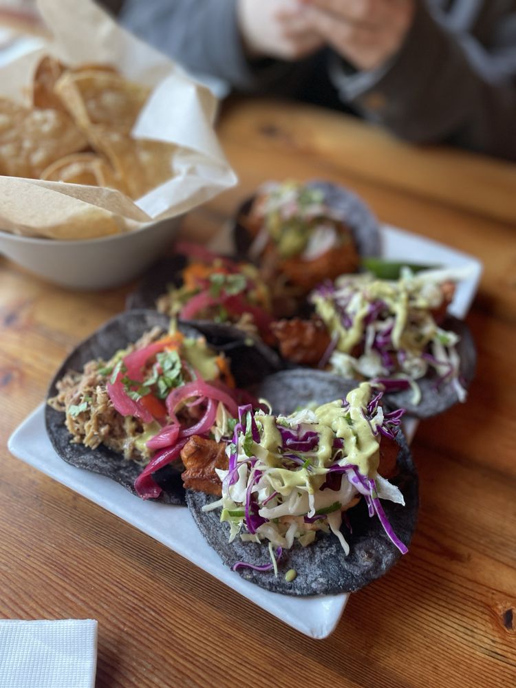 EL GRITO TAQUERIA - Updated July 2025 - 372 Photos & 297 Reviews - 234 ...