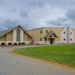 AUTHENTIC CHURCH - Updated July 2024 - 65 Photos - 2416 North Center St ...