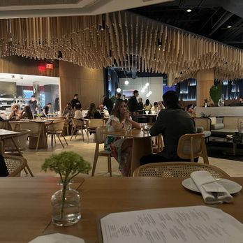 LALA - Updated April 2025 - 87 Photos & 30 Reviews - 1000 The Mall Of ...