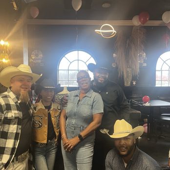 BACKSTAGE ATLANTA - Updated December 2025 - 193 Photos & 122 Reviews ...