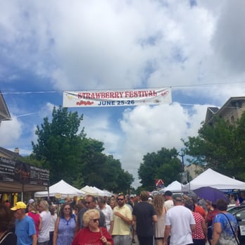 CEDARBURG STRAWBERRY FESTIVAL - Updated June 2024 - 66 Photos & 27 ...